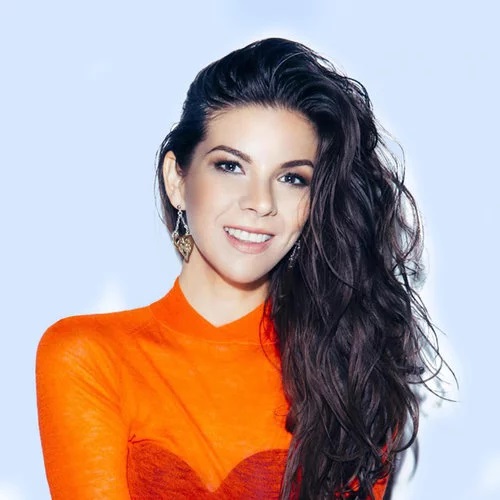 Canciones de Carmen Sarahí para Karaoke Online Gratis